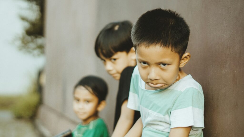 7 Clues You’re Raising a Spoiled Child – theamazingmomlife.net