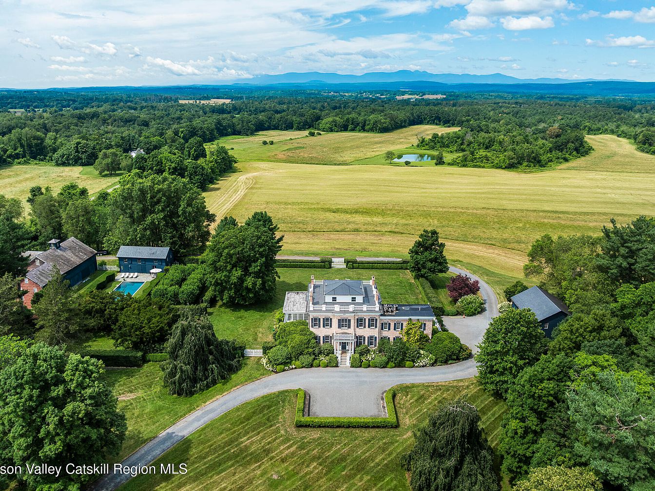 Why Christmas Feels More Exhausting Than Magical for Many American ...