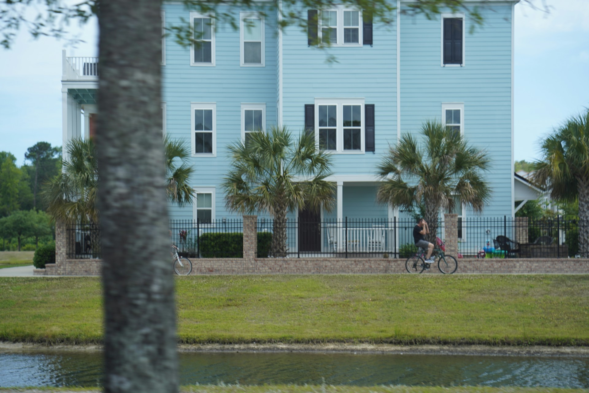 9 Suburban Living Shifts Quietly Changing Where American Families Move ...